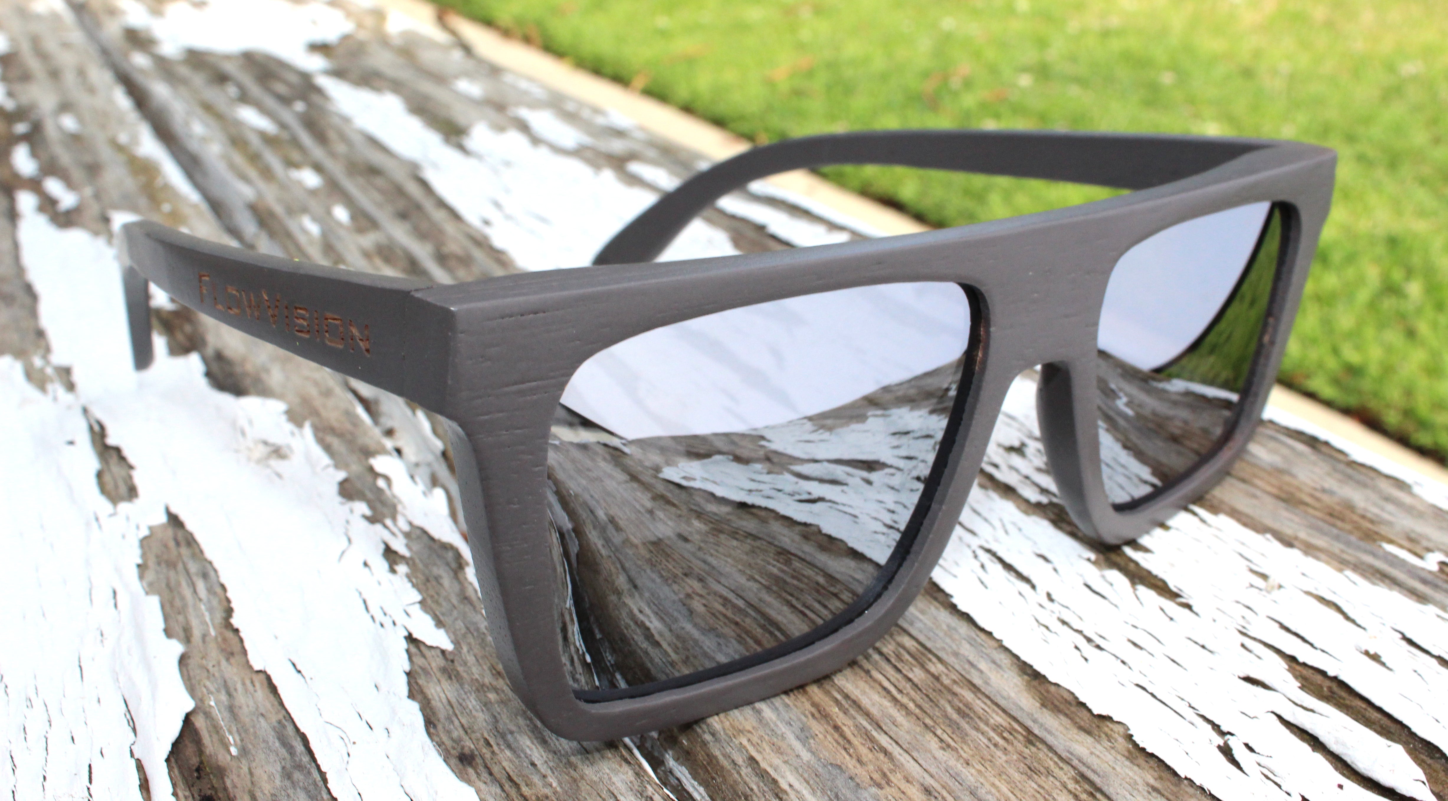 Flow Vision Section™ Sunglasses: Graphite – Money Inc Motorsports
